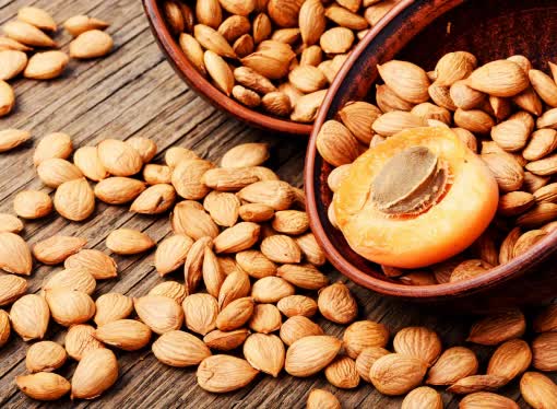 Cyjanek - gdzie go znajdziemy i co powoduje w naszym organizmie ...